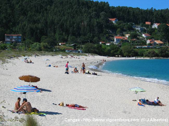 PHOTOS OF AREABRAVA BEACH - PLAYAS DE CANGAS - CANGAS. VIGO BAY ...