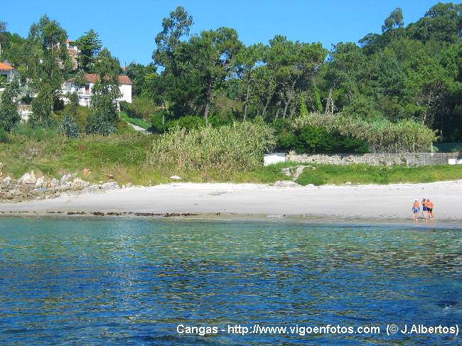 PHOTOS OF AREAMILLA BEACH - PLAYAS DE CANGAS - CANGAS. VIGO BAY ...