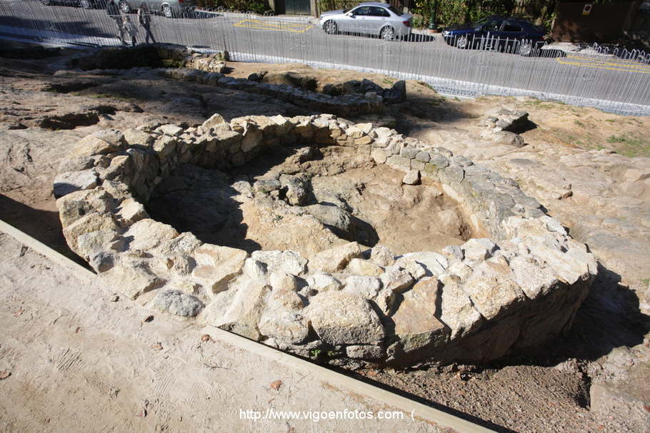 FOTOS DE CASTRO DE VIGO. RECONSTRUCCION POBLADO. MUSEO. VIGO ...