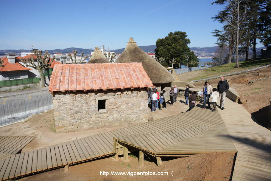 FOTOS DE CASTRO DE VIGO. RECONSTRUCCION POBLADO. MUSEO. VIGO ...