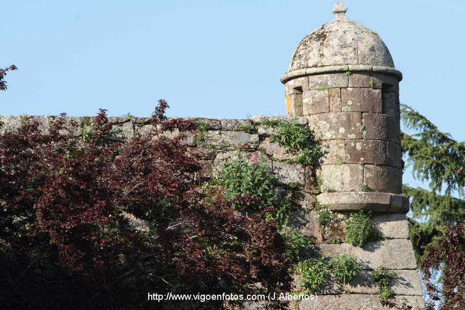 FOTOS DE CASTILLOS DE ESPAÑA: PRIMERA MURALLA CASTILLO DEL CASTRO ...