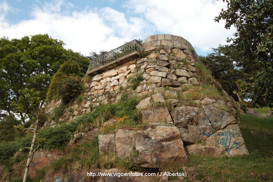 FOTOS DE CASTILLOS DE GALICIA: SEGUNDA MURALLA CASTILLO DEL CASTRO ...