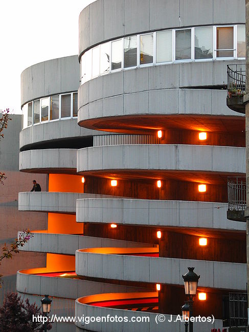 PHOTOS OF MODERN ARCHITECTURE - VIGO BAY. GALICIA. VISIT SPAIN. TOURISM ...