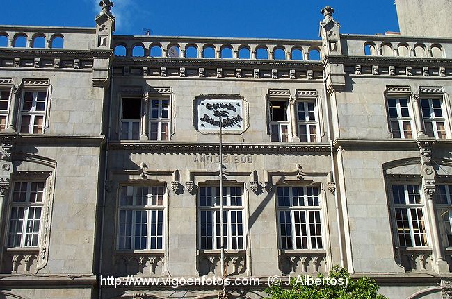 PHOTOS OF ARCHITECTONIC DETAILS IN THE STONE - THE GRANITE - VIGO BAY ...