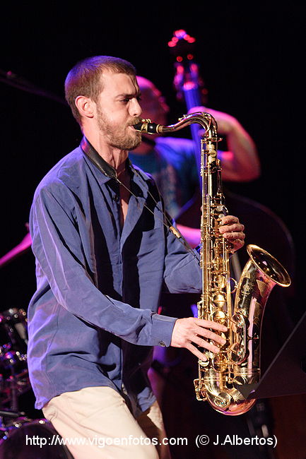 PHOTOS OF DANIEL HUMAIR - BABY BOOM - JAZZ IMAXINASONS - VIGO BAY ...