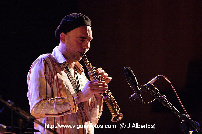 PHOTOS OF DANIEL HUMAIR - BABY BOOM - JAZZ IMAXINASONS - VIGO BAY ...