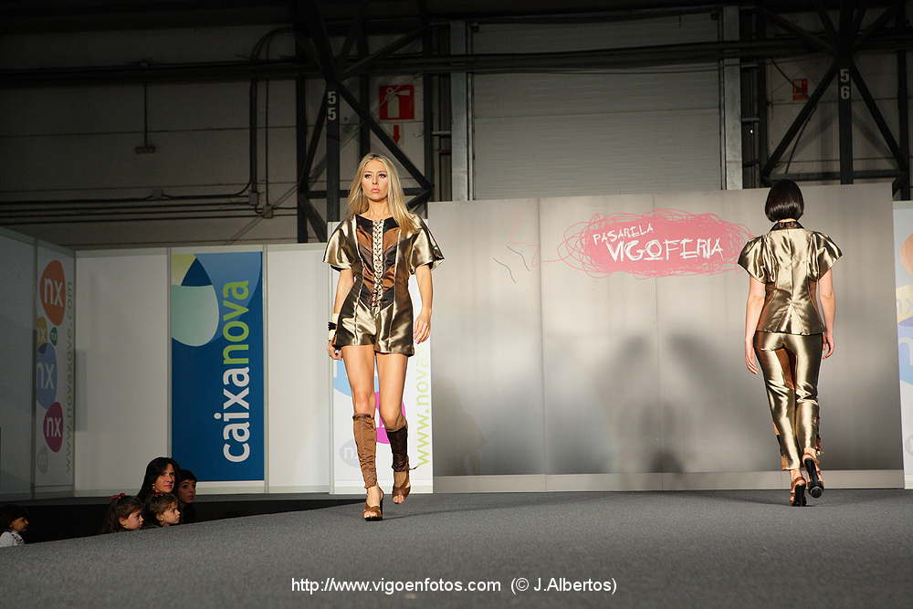 PHOTOS OF MIRAGE. DISEÑADOR: VERÓNICA RAPOSO BERTOLÍN. RUNWAY FASHION ...