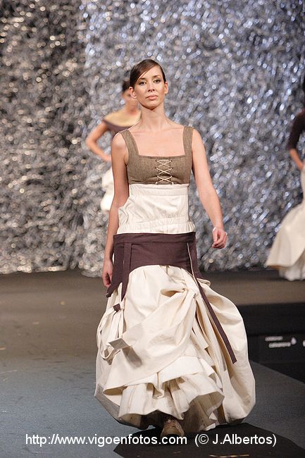 PHOTOS OF FASHION DESIGNER: LUCÍA CASANOVA YÁÑEZ. RUNWAY FASHION OF ...