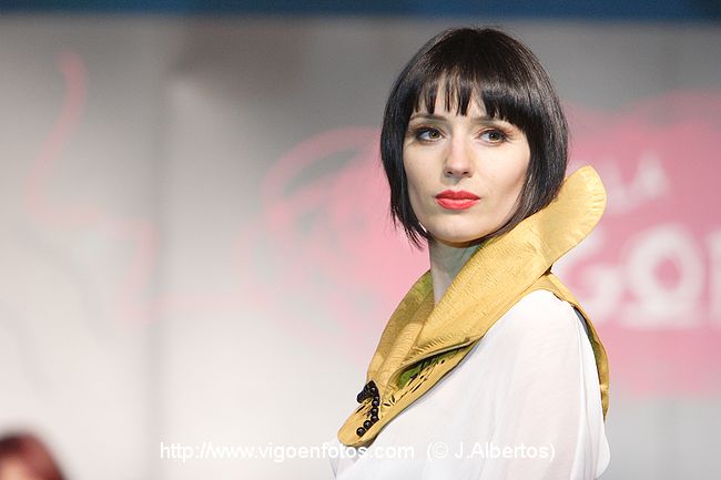 PHOTOS OF FASHION COLLECTION OF FABIOLA Y LIDIA MARTIN - RUNWAY FASHION ...