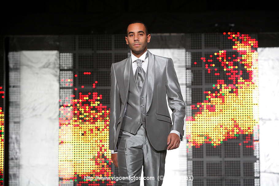 PHOTOS OF WEDDING DRESSES. COLLECTION 2010. RUNWAY FASHION. BOXER 2010 ...