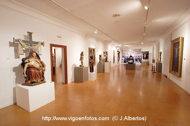 PHOTOS OF GALLERY - FIRST FLOOR - HOUSE OF THE ARTS - VIGO - SPAIN ...
