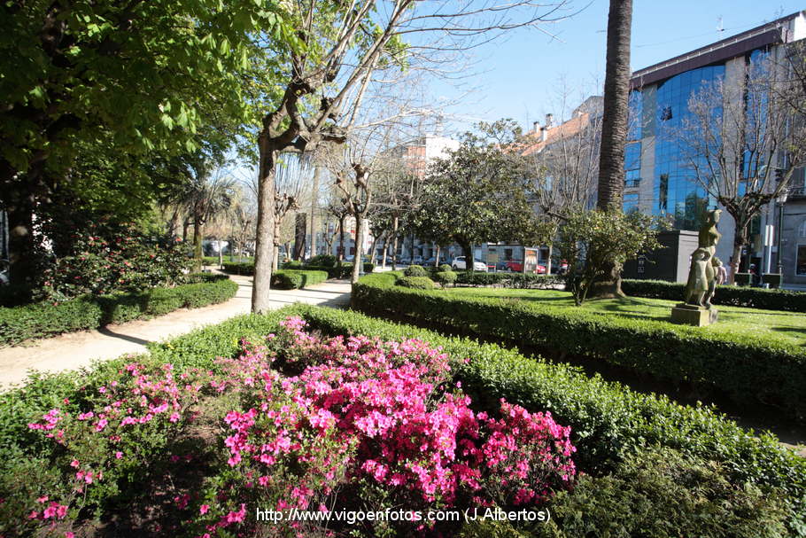 PHOTOS OF SPRING IN SPAIN. FLOWERS AND LANDSCAPES - VIGO BAY. GALICIA ...