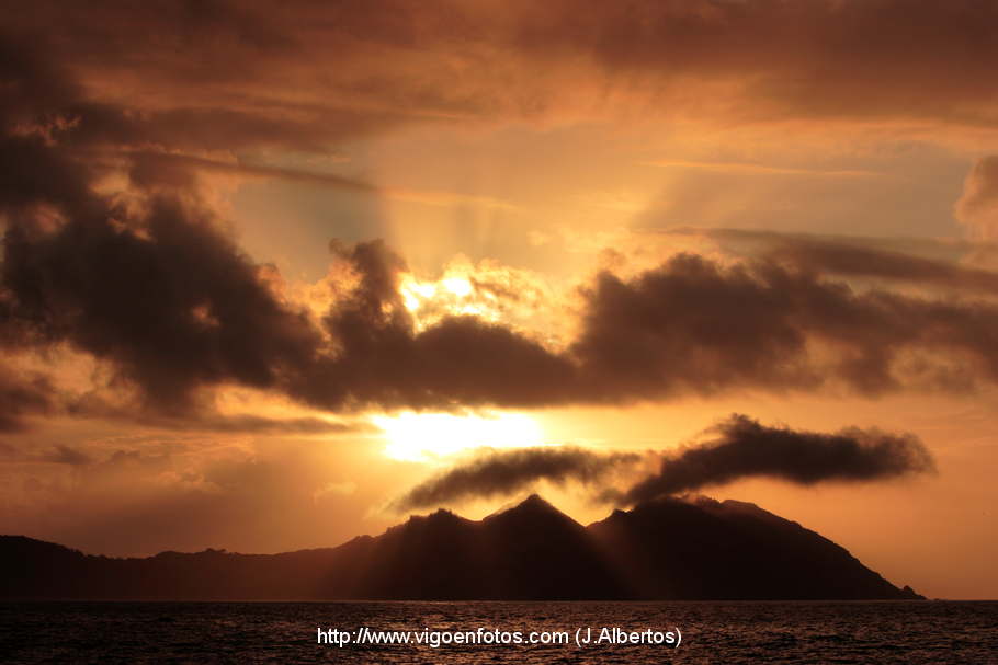 FOTOS DE PUESTAS DE SOL - MAR Y SOL - VIGO. GALICIA - P2
