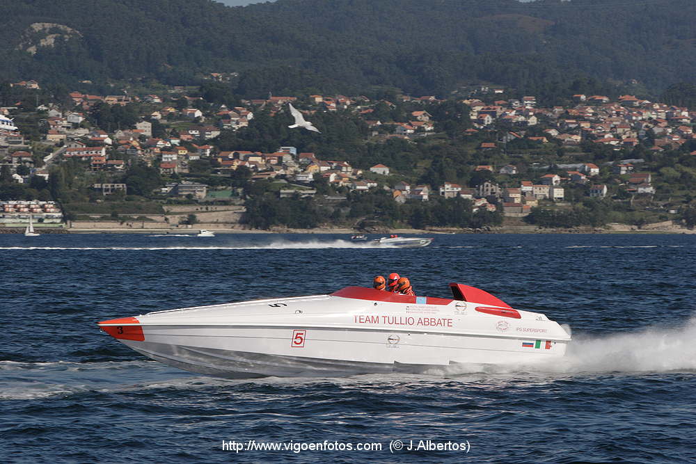 PHOTOS OF FORMULA 1 OF THE SEA - POWERBOAT P1 - RACE SUPERSPORT - VIGO ...