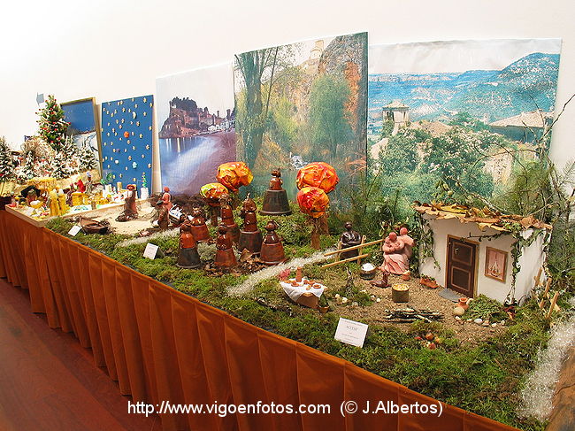 PHOTOS OF CRIBS COMPETITION CAIXANOVA 2003 - VIGO BAY. GALICIA. VISIT ...