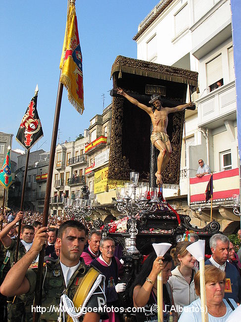 PHOTOS OF VICTORY CHRIST PROCESSION 2004 - VIGO BAY. GALICIA. VISIT ...