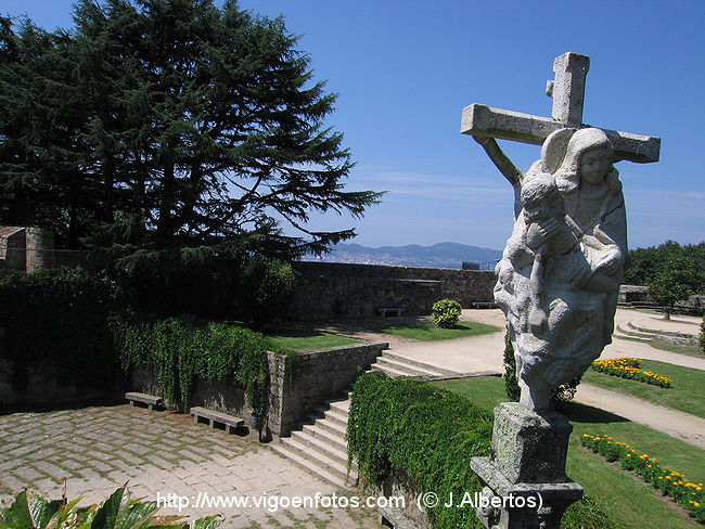 PHOTOS OF THE FORTRESS OF THE CASTRO - THE CASTLE - VIGO BAY. GALICIA ...