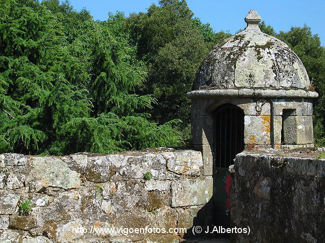 PHOTOS OF THE FORTRESS OF THE CASTRO - THE CASTLE - VIGO BAY. GALICIA ...