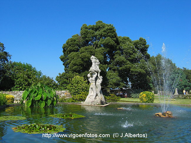PHOTOS OF THE FORTRESS OF THE CASTRO - THE CASTLE - VIGO BAY. GALICIA ...