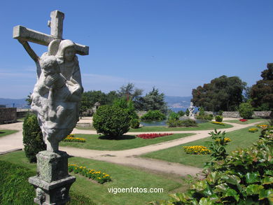 PHOTOS OF THE FORTRESS OF THE CASTRO - THE CASTLE - VIGO BAY. GALICIA ...