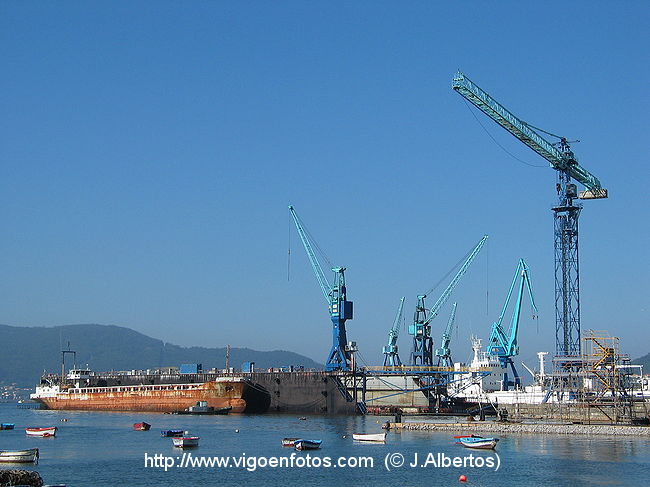 PHOTOS OF SHIPYARDS OF TEIS - VIGO - SPAIN - VIGO BAY. GALICIA. VISIT ...