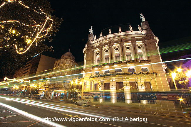 PHOTOS OF VIGO AT NIGHT - VIGO BAY. GALICIA. VISIT SPAIN. TOURISM IMAGES