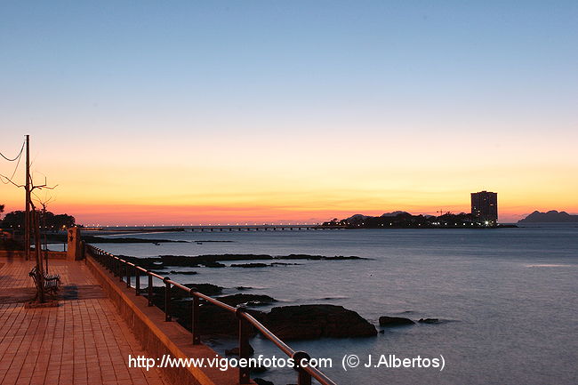 PHOTOS OF VIGO AT NIGHT - VIGO BAY. GALICIA. VISIT SPAIN. TOURISM ...