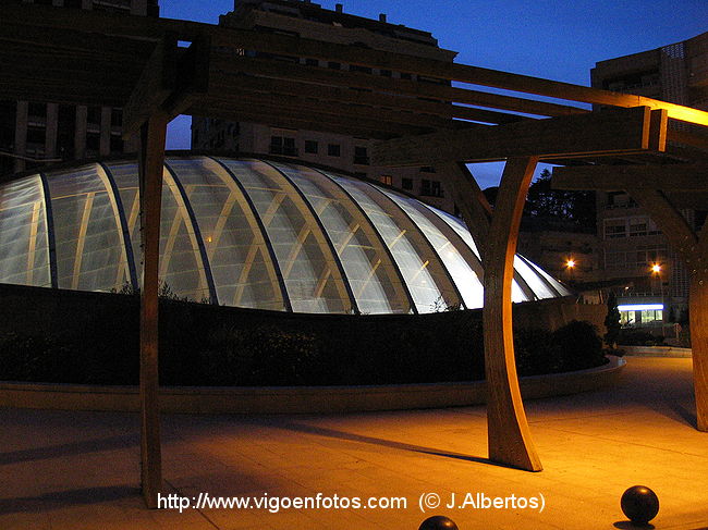 PHOTOS OF VIGO AT NIGHT - VIGO BAY. GALICIA. VISIT SPAIN. TOURISM ...