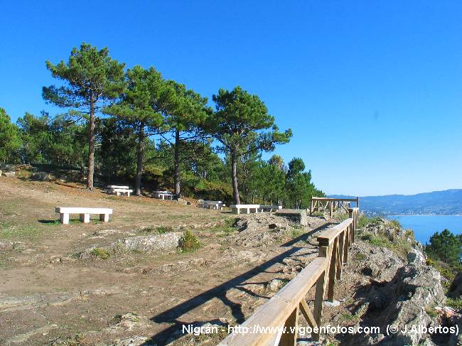 PHOTOS OF MONTEFERRO - NIGRÁN - NATURE - NIGRÁN. VIGO BAY. GALICIA ...