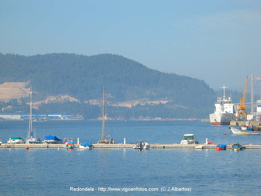 FOTOS DE PUERTO DEPORTIVO DE CHAPELA - PUERTO Y MAR - REDONDELA ...