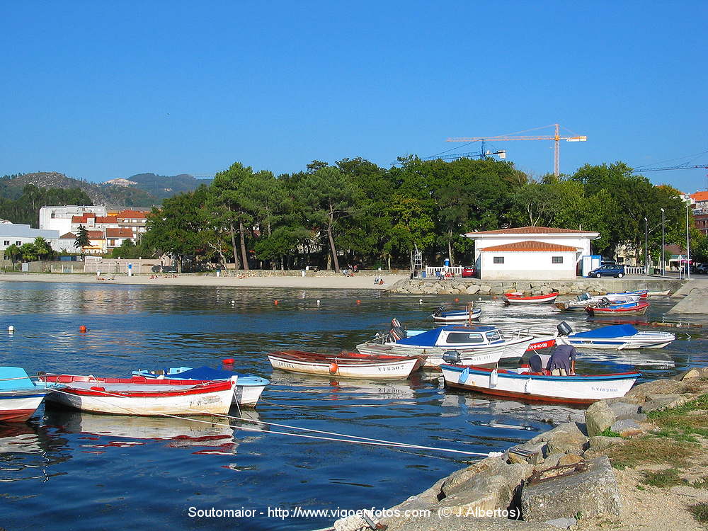 PHOTOS OF PUERTO ARCADE - PORT AND SEA - SOUTOMAIOR. VIGO BAY. GALICIA ...